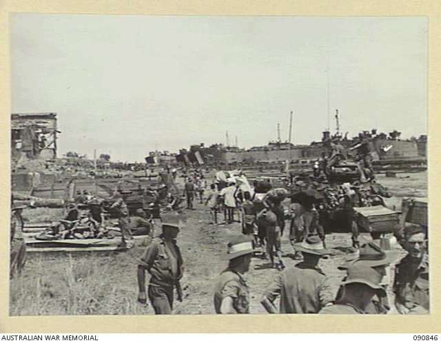 TARAKAN, BORNEO. 1945-05-01. HEADQUARTERS 26 INFANTRY BRIGADE TROOPS ON ...