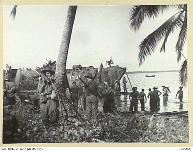 SADAU ISLAND, BORNEO. 1945-04-30. MEMBERS OF 2/4 COMMANDO SQUADRON AND ...