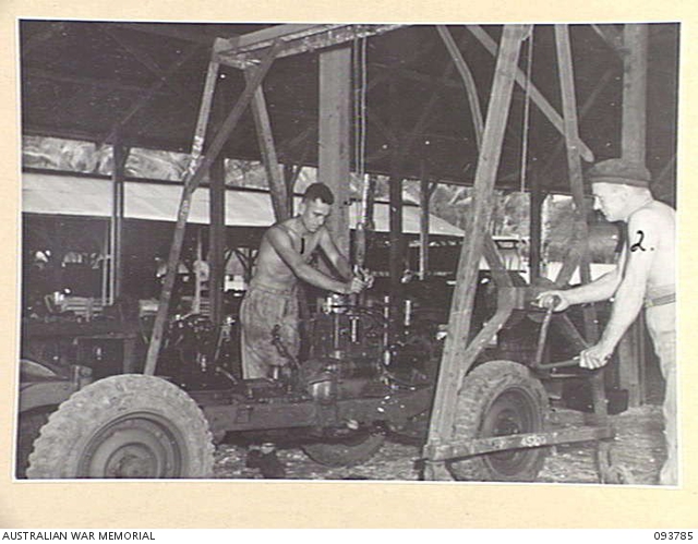 PALMALMAL PLANTATION, JACQUINOT BAY, NEW BRITAIN, 1945-06-06. SERGEANT ...