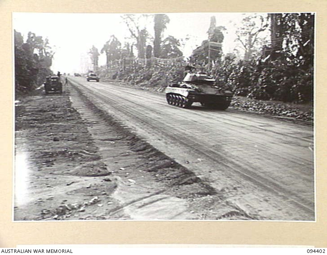 TOROKINA AREA, BOUGAINVILLE. 1945-07-23. M24 GENERAL CHAFFEE LIGHT ...