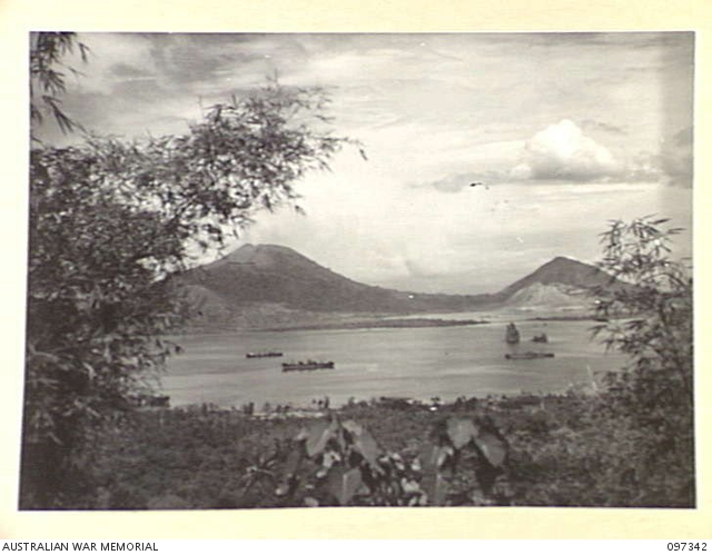 RABAUL, NEW BRITAIN. 1945-09-29. SIMPSON HARBOUR VIEWED FROM THE HILLS ...