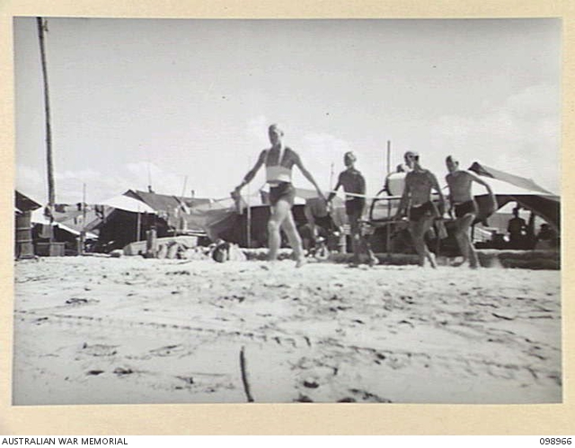 BORAM, NEW GUINEA. 1945-11-21. THE LIFE SAVING TEAM OF 30 INFANTRY ...