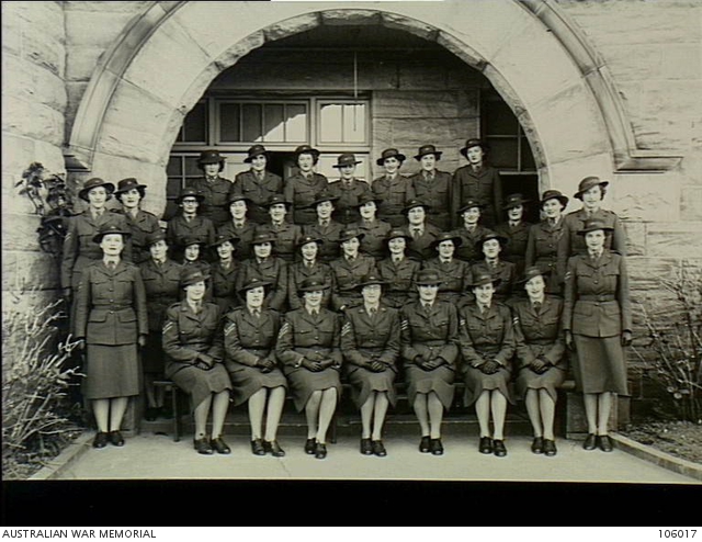 Sydney, NSW. 1942-07-28. Group portrait of members of the Australian ...