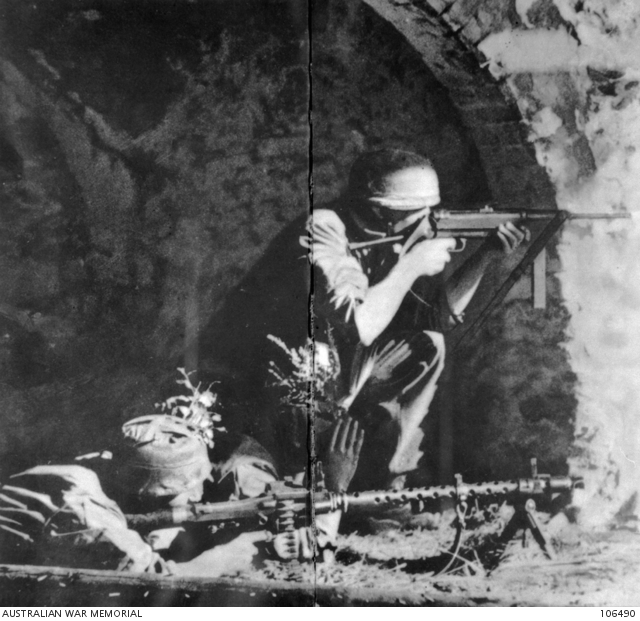 Crete. German soldiers take aim with their light weapons against the ...