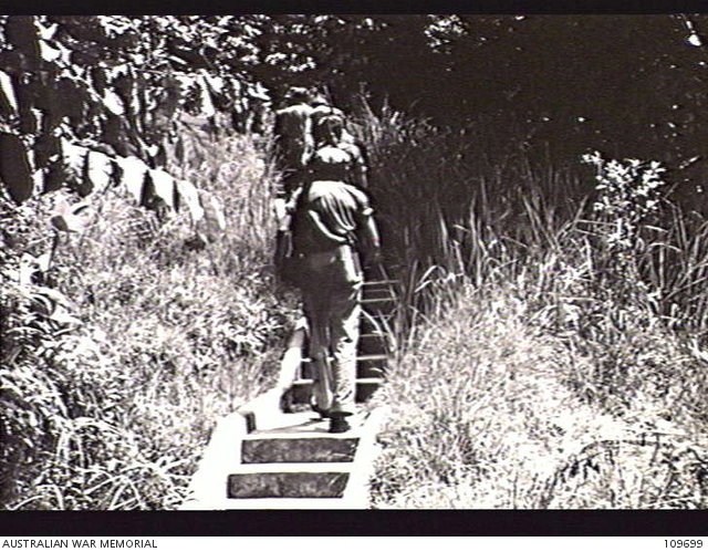 KURAMAN ISLAND, BORNEO. 18 JUNE 1945. MEMBERS OF 5 BOMB DISPOSAL ...