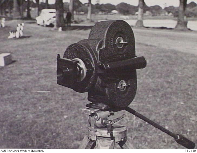 SYDNEY, NSW. 29 JUNE 1945. THE CONVERTED A4 EYEMO CAMERA USED BY ...