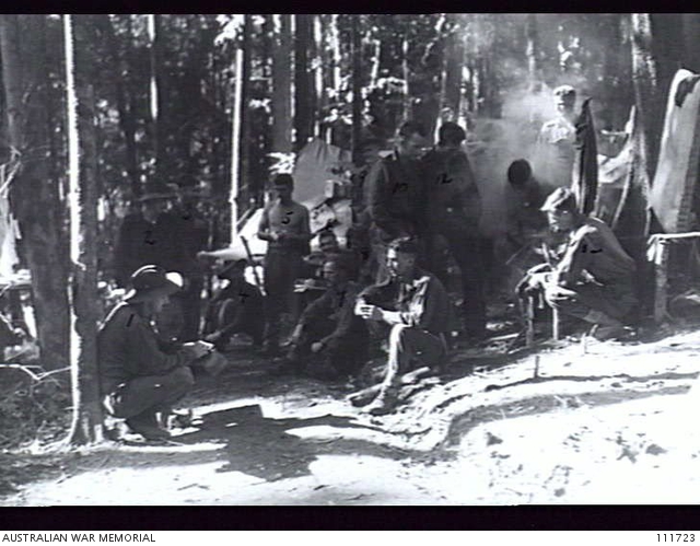 BALIKPAPAN, BORNEO. 19 JULY 1945. MEMBERS OF B TROOP, 2/3RD COMMANDO ...