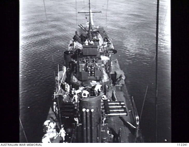 AT SEA. 21 JULY 1945. LOOKING AFT FROM THE CROWS NEST ON THE RAN ...