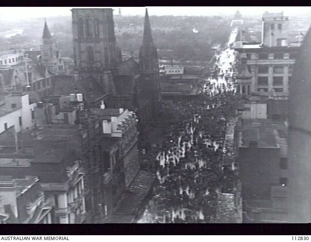 MELBOURNE, VIC. 15 AUGUST 1945. VIEW LOOKING DOWN SWANSTON STREET ...