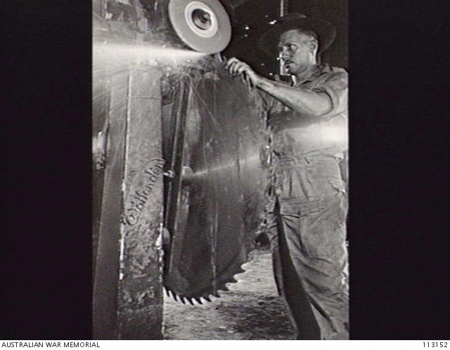 BALIKPAPAN, BORNEO. 1945-08-08. SAPPER L.G. GECK OF 1ST PORT ...