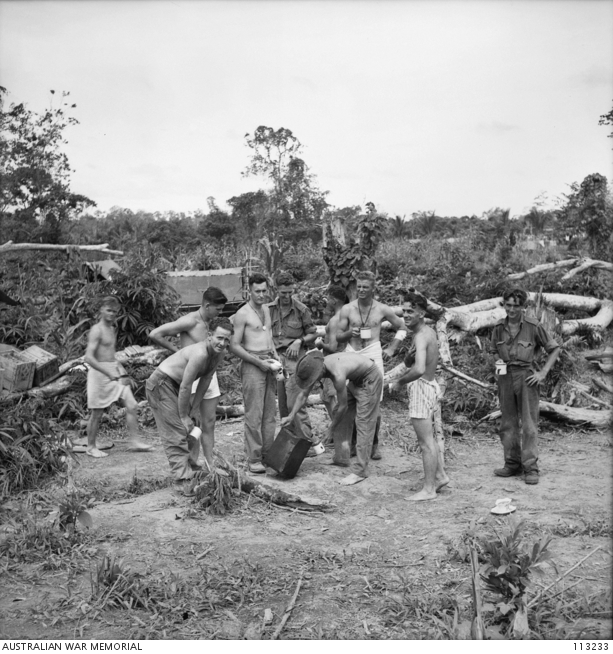 BALIKPAPAN AREA, BORNEO. 1945-08-15. MEMBERS OF A PATROL FROM 13TH ...