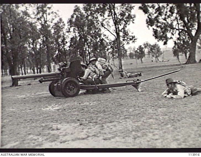 SINGLETON, NSW. 1945-08-22. TRAINEES FROM YOUNG SOLDIERS CAMP, GOING ...