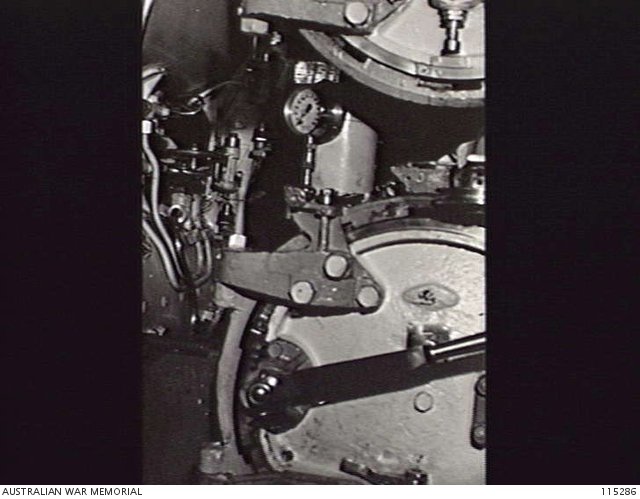 MELBOURNE, VIC. 1945-09-12. THE TUBE SPACE LOOKING AT A TORPEDO TUBE ...