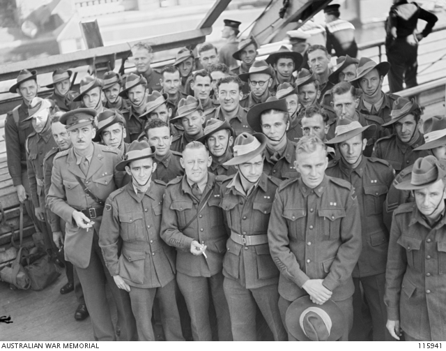 SYDNEY, NSW. 1945-09-09. AUSTRALIAN EX-PRISONERS OF WAR FROM EUROPE ...