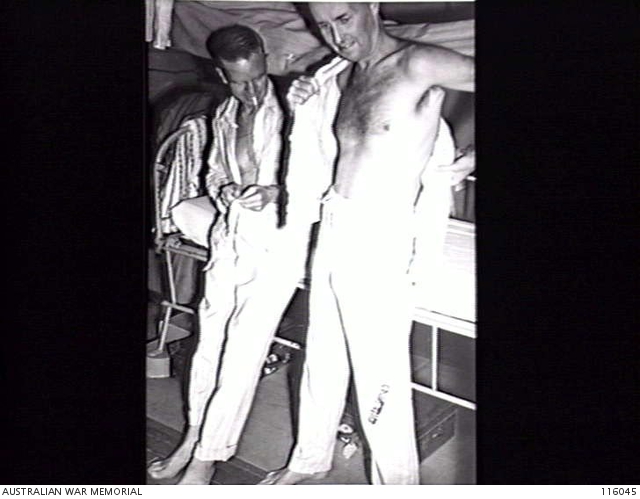 SINGAPORE. 1945-09-13. POWS RELEASED FROM CHANGI PRISON CAMP WERE ...