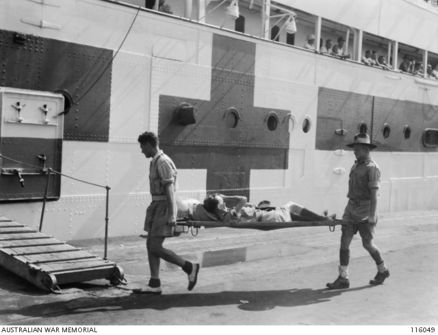 SINGAPORE. 1945-09-13. PRISONERS OF WAR RELEASED FROM CHANGI PRISON ...