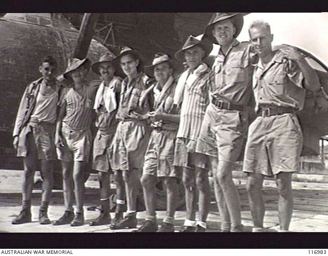 SINGAPORE. 1945-09-09. MEMBERS OF 8TH AUSTRALIAN DIVISION, EX-PRISONERS ...