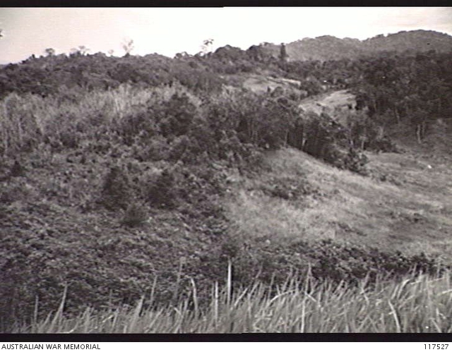 AYER HITAM, JOHORE, MALAYA. 1945-09-27. THE RIGHT FLANK POSITION OF A ...