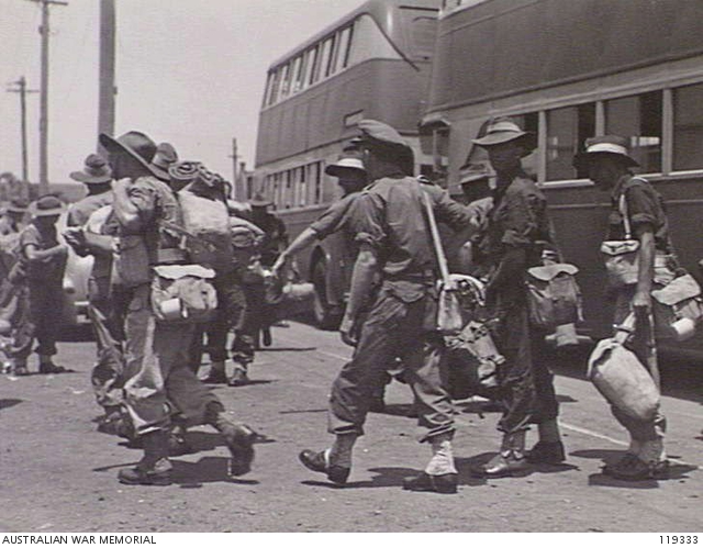 SYDNEY, 1945-11-19. NUMBER 11 WHARF AT WOOLLOOMOOLO. LONG SERVICE ...