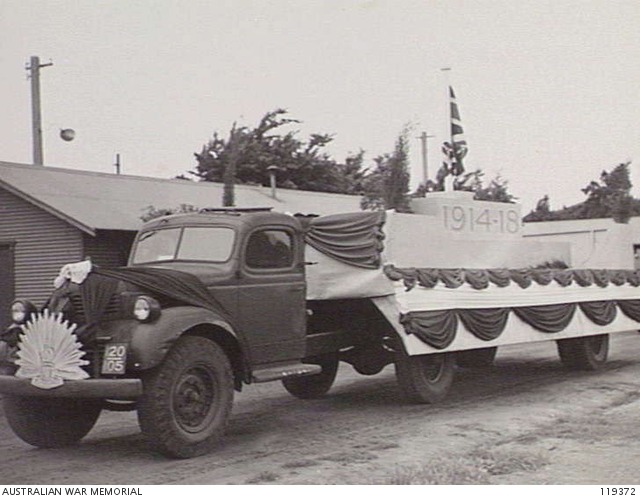 ALBERT PARK BARRACKS, MELBOURNE VIC, C 1945-11. ARMY SEMI TRAILERS ...