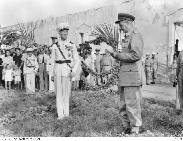 DILI, PORTUGUESE TIMOR 1945-09-24. A SMALL PARTY OF AUSTRALIAN TROOPS ...