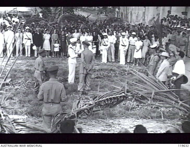 DILI, PORTUGUESE TIMOR 1945-09-24. A SMALL PARTY OF AUSTRALIAN TROOPS ...
