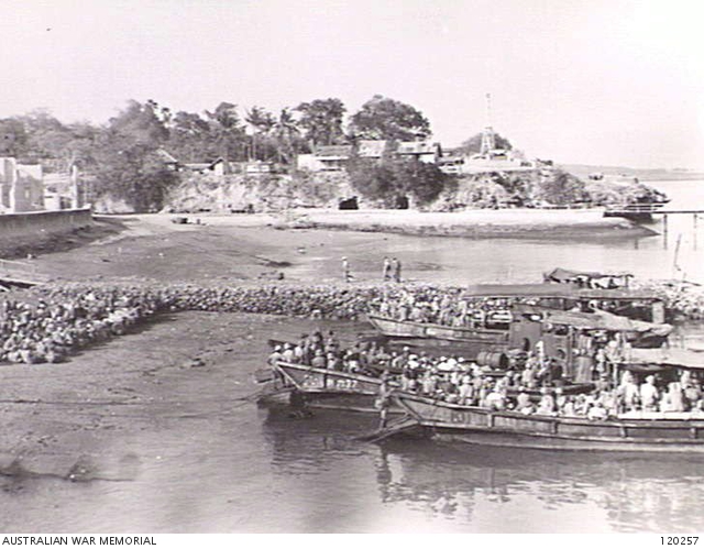 KOEPANG, DUTCH TIMOR 1945-11-04. TIMFORCE. THE FIRST BATCH OF JAPANESE ...
