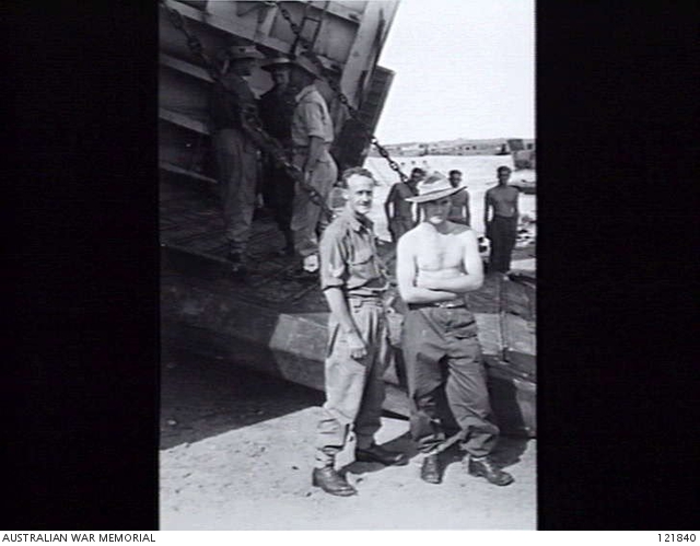 CHICK PONTOON, LABUAN ISLAND, NORTH WEST BORNEO 1945-11-03. BRIGADIER W ...