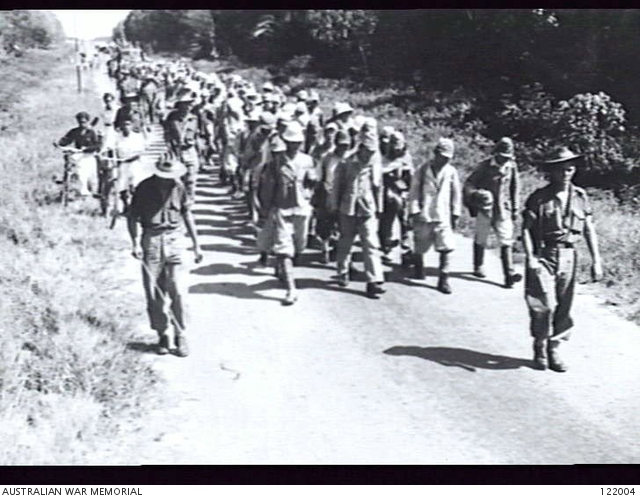 BANDJERMASIN, BORNEO 1945-09-23. OCCUPATION BY 2/31ST BATTALION ...