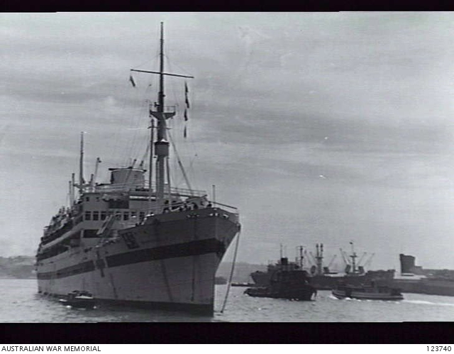 SYDNEY, NSW 1945-11-23. THE HOSPITAL SHIP WANGANELLA (45), WHICH HAD ...
