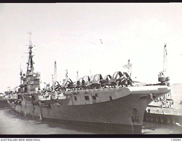 THE ROYAL NAVY AIRCRAFT CARRIER HMS GLORY. CORSAIR AIRCRAFT WITH FOLDED ...