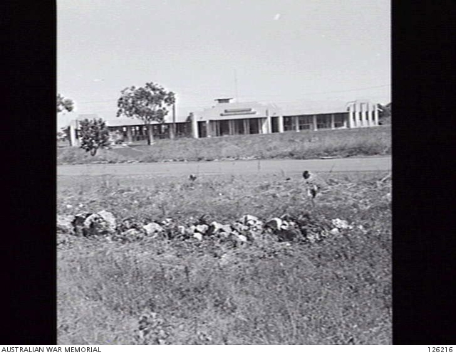 DARWIN, NT. 1946-03-10. THE NORTHERN TERRITORY FORCE HEADQUARTERS ...