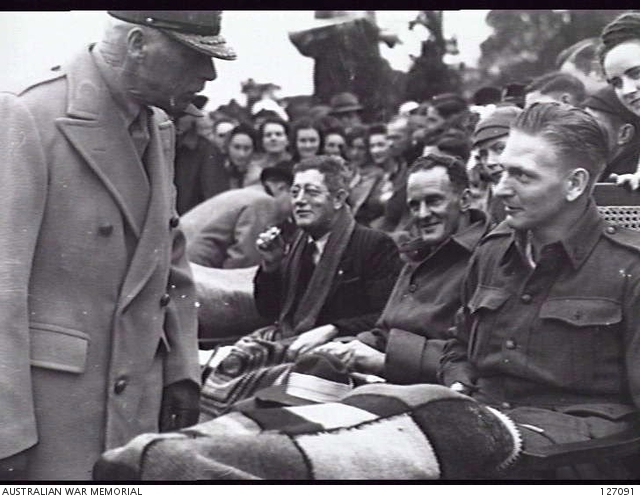 MELBOURNE, VIC. 1946-04-25. THE GOVERNOR, MAJOR GENERAL SIR W. DUGAN ...