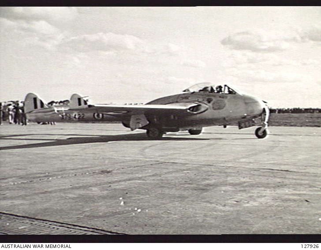 LAVERTON, VIC. 1956-02. DE HAVILLAND VAMPIRE (AUSTRALIAN) MK31 AIRCRAFT ...