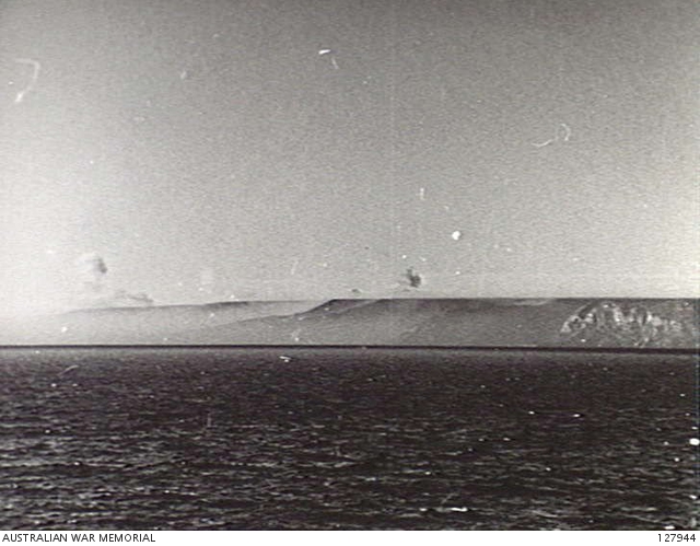 BARDIA, LIBYA. 1941-01-02. SHELLS FROM THE GUNBOAT HMS LADYBIRD ...