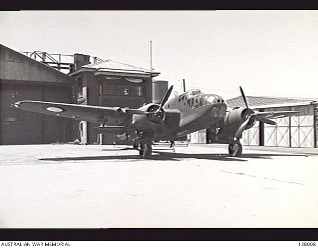 AUSTRALIA. C.1940. RAAF BRISTOL BEAUFORT AIRCRAFT AT AN AIRSTRIP ...