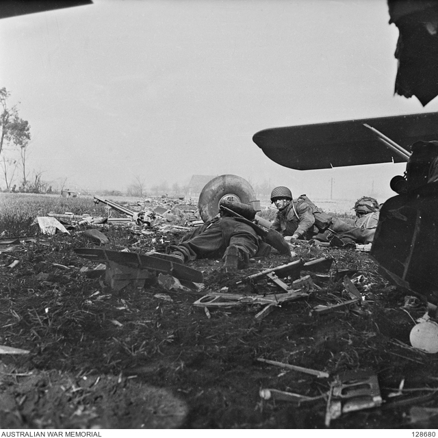 GERMANY. 1945-03-25. BRITISH AIRBORNE TROOPS OF THE 6TH AIRBORNE ...