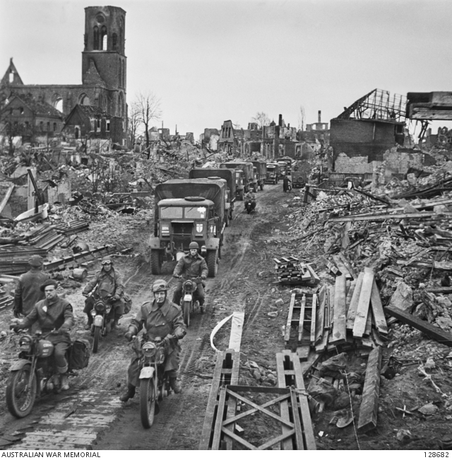 STADTLOHN, GERMANY. 1945-04-01. BRITISH TROOPS AND TRANSPORT MOVING ...