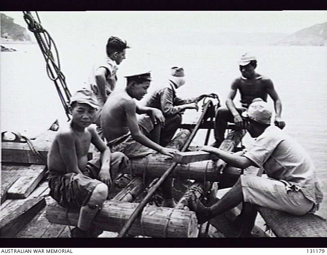 KURE, JAPAN. 1946-08-10. CABLE LAYING BETWEEN CAMP POINT AND KURE ...