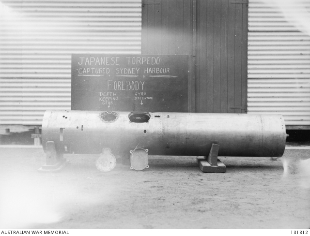 FLINDERS NAVAL DEPOT, VIC. C.1946-09-10. THE FOREBODY OF A JAPANESE ...