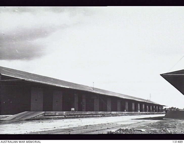 BROADMEADOWS, VIC. 1946-09-24. EXTERIOR OF NOS 2 AND 3 STOREHOUSES AT 4 ...