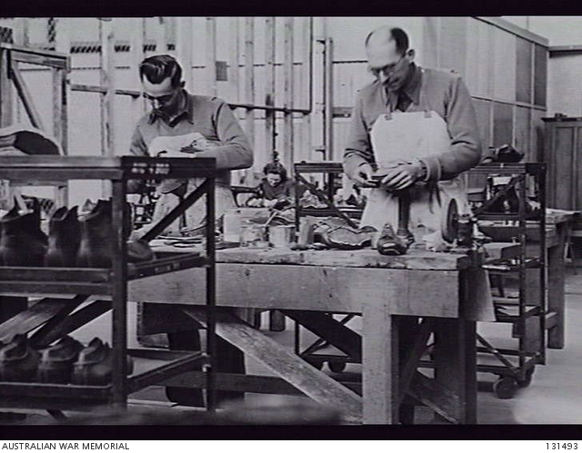 BROADMEADOWS, VIC. 1946-09-24. BOOTMAKERS IN THE SPECIAL MEASUREMENTS ...