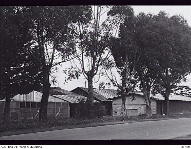 BROADMEADOWS, VIC. 1946-09-24. EXTERIOR OF THE STATIC LAUNDRY UNIT ...