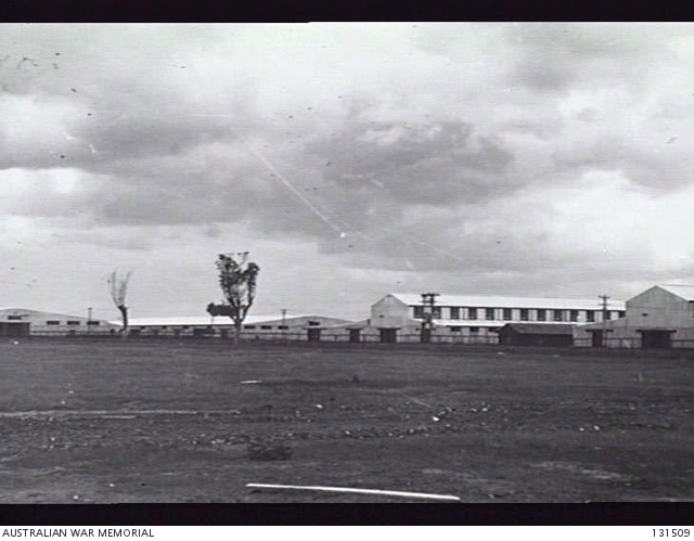 BROADMEADOWS, VIC. 1946-09-24. BUILDINGS AT 2 AUSTRALIAN BASE ORDNANCE ...