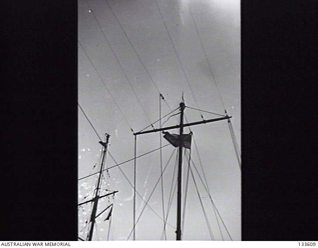 1940. FLAG FLYING ON BOARD THE DESTROYER HMAS VAMPIRE. | Australian War ...