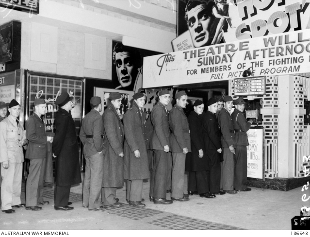 MELBOURNE, VIC. 1942-06-21. AUSTRALIAN AND UNITED STATES SERVICE ...