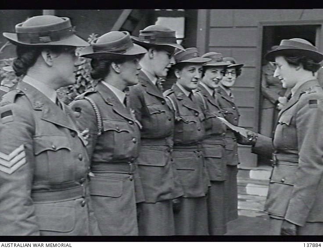 MELBOURNE, VIC. 1943-02-11. MEMBERS OF THE AUSTRALIAN WOMEN'S ARMY ...