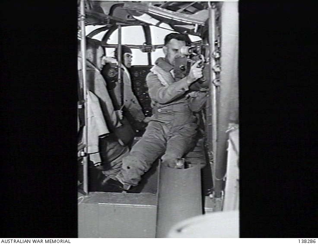 CRESSY, VIC. 1943-03-24. AIR CREW TRAINEES OF THE ROYAL AUSTRALIAN AIR ...