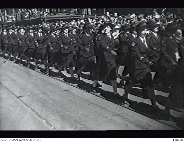 MELBOURNE, VIC. 1943-03-31. AUSTRALIAN ARMY MEDICAL WOMEN'S SERVICE ...