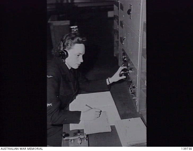 MELBOURNE, VIC. 1943-09-24. A RADIO OPERATOR OF THE WOMEN'S AUXILIARY ...